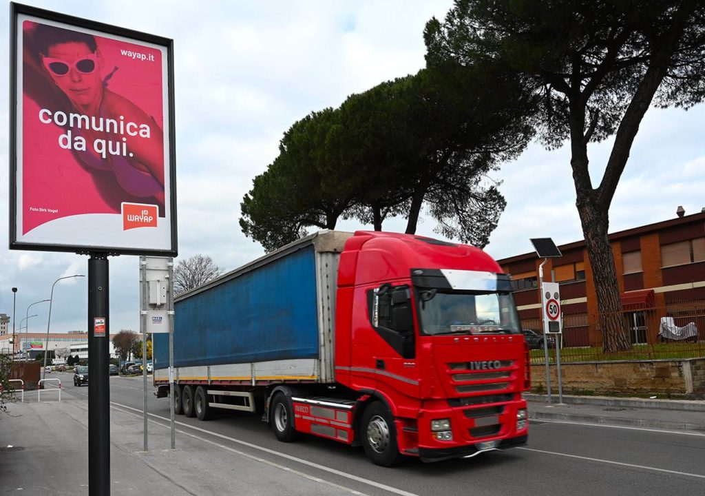 Affitto spazi pubblicitari costo tabelloni prezzo di un cartellone out ...